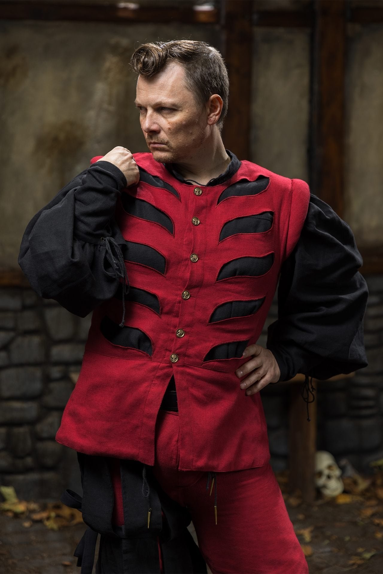 Warhammer Armoury Imperial Doublet Type C Dark Red – Dein Larp Shop